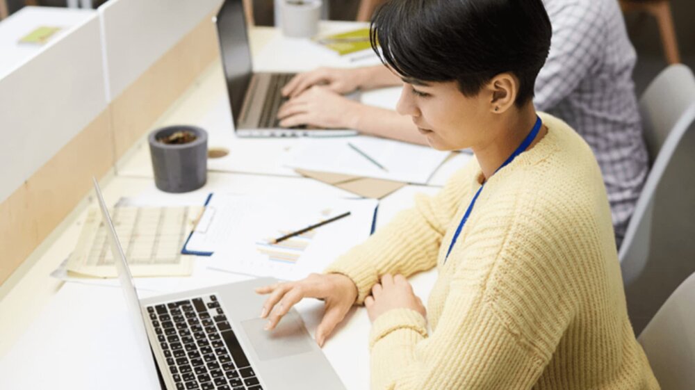 Take your first steps into Moodle admin with us - Moodle